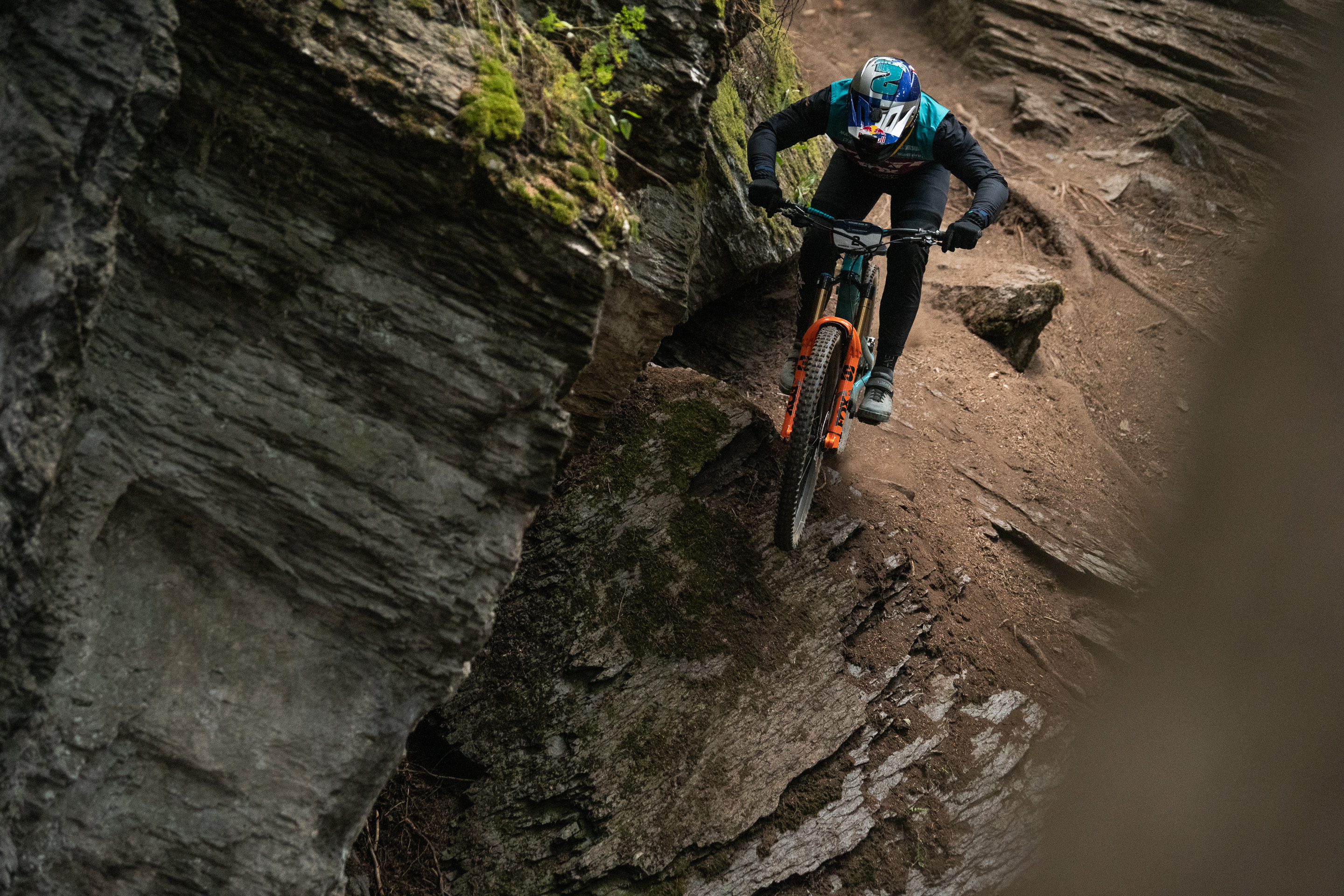 EWS.7 CRANS-MONTANA - Yeti Cycles